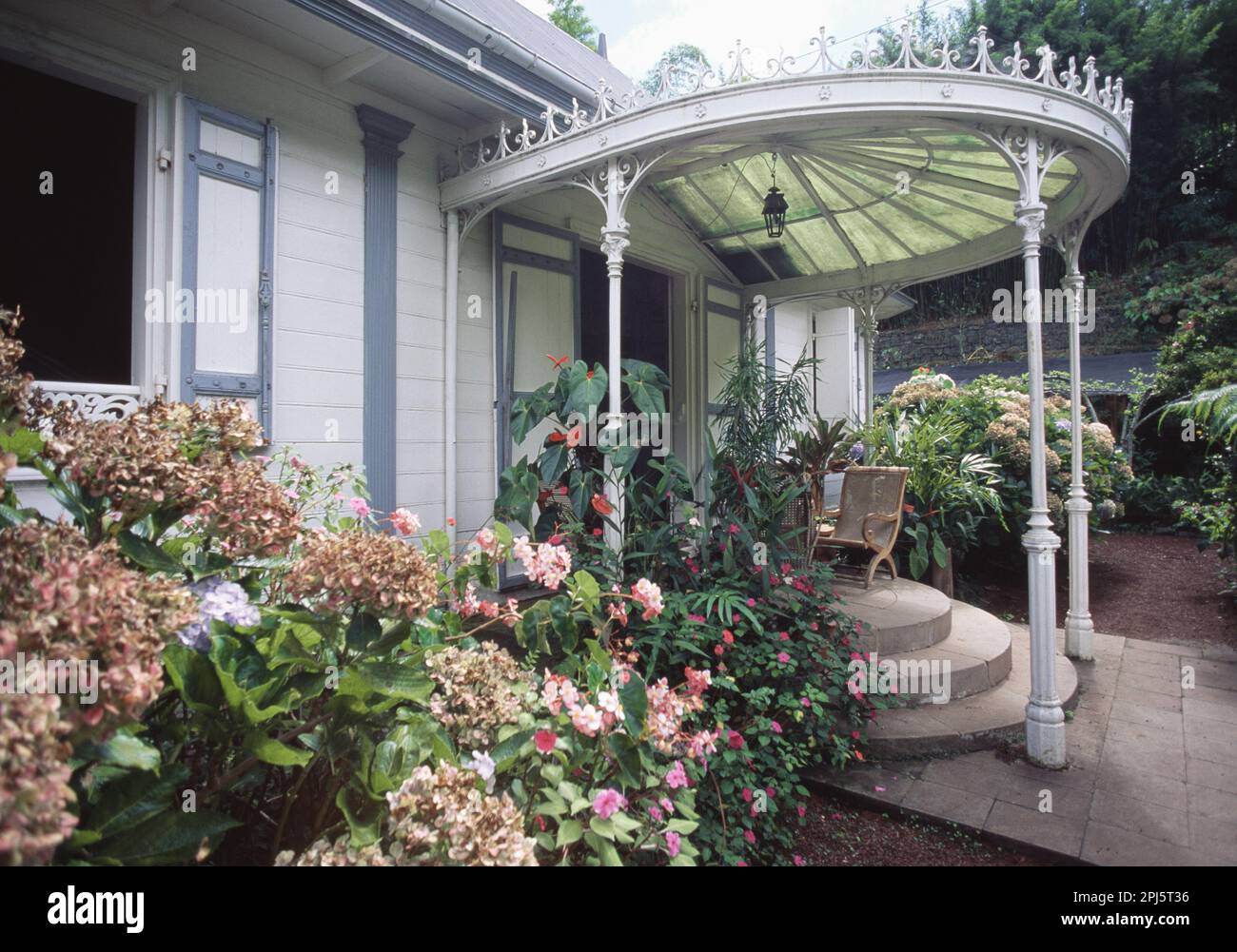 France. La Réunion. The Folio House in the center of Hell-Bourg Stock ...