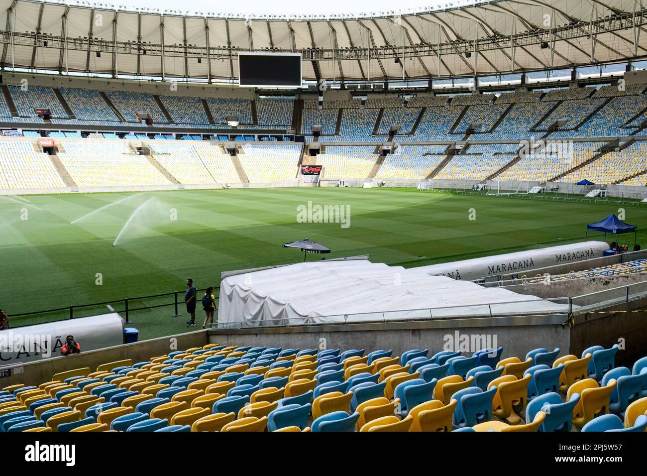 Rio maracana brazil interior hi-res stock photography and images - Alamy