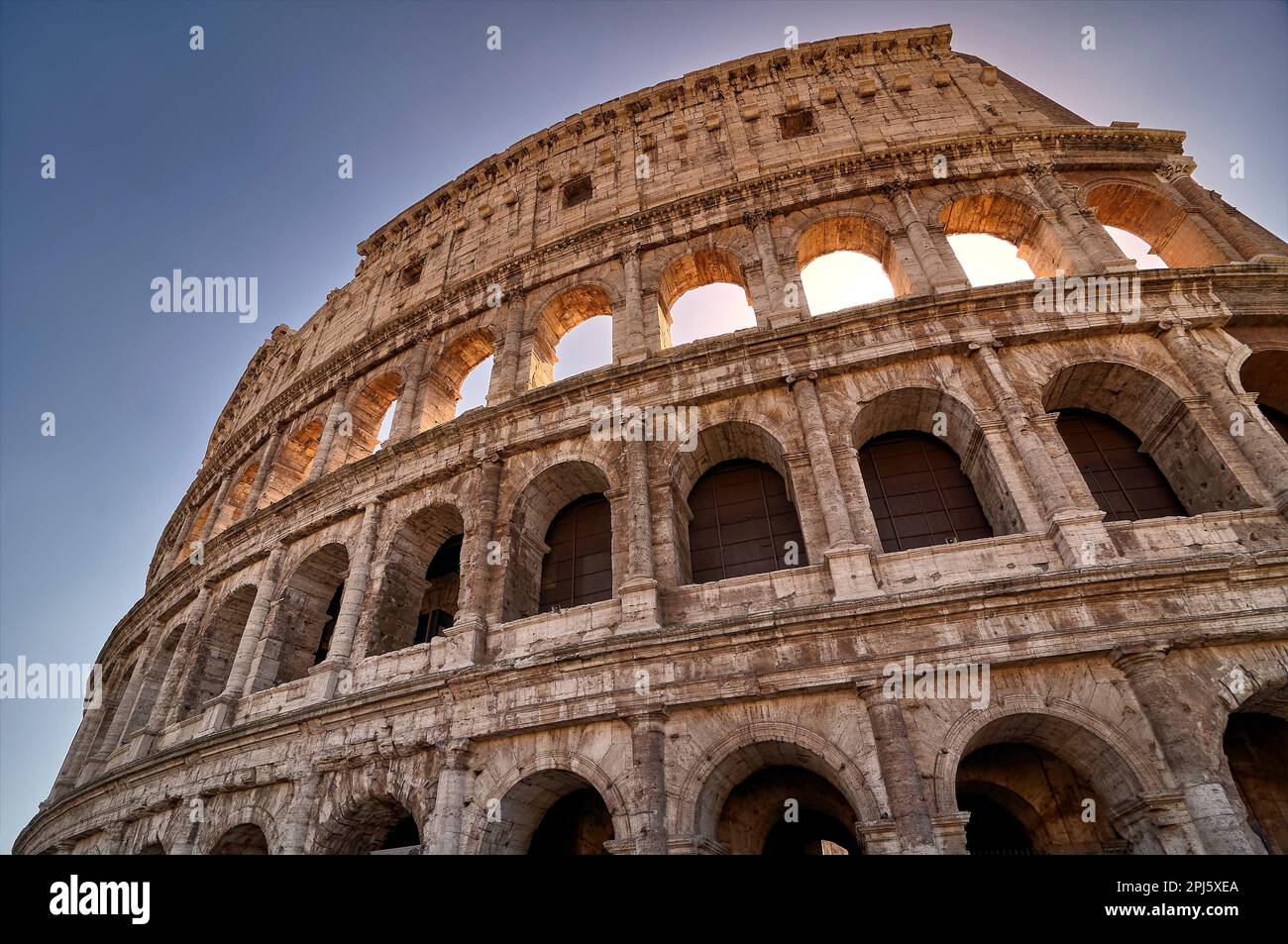 detail of the facade of the Roman coliseum Stock Photo - Alamy