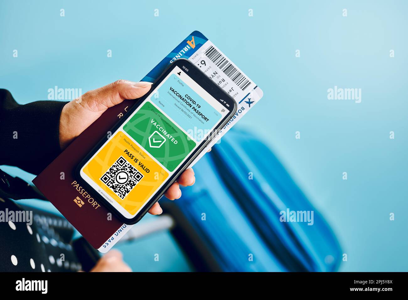 Digital covid certificate. Covid vaccination digital pass. Woman ...