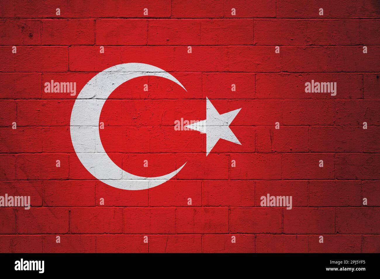 Flag of Turkey painted on a cinder block wall Stock Photo - Alamy
