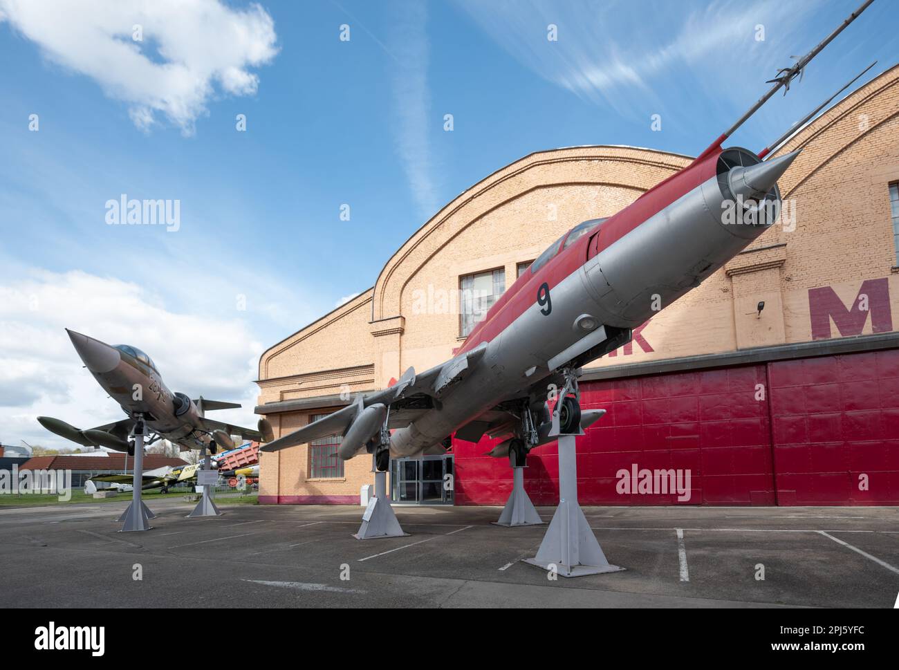Airplanes and Spacecrafts from the Speyer Technik Museum Flugzeuge und ...