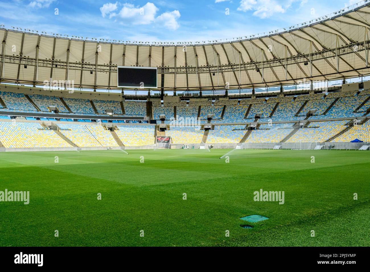 Rio maracana brazil interior hi-res stock photography and images - Alamy