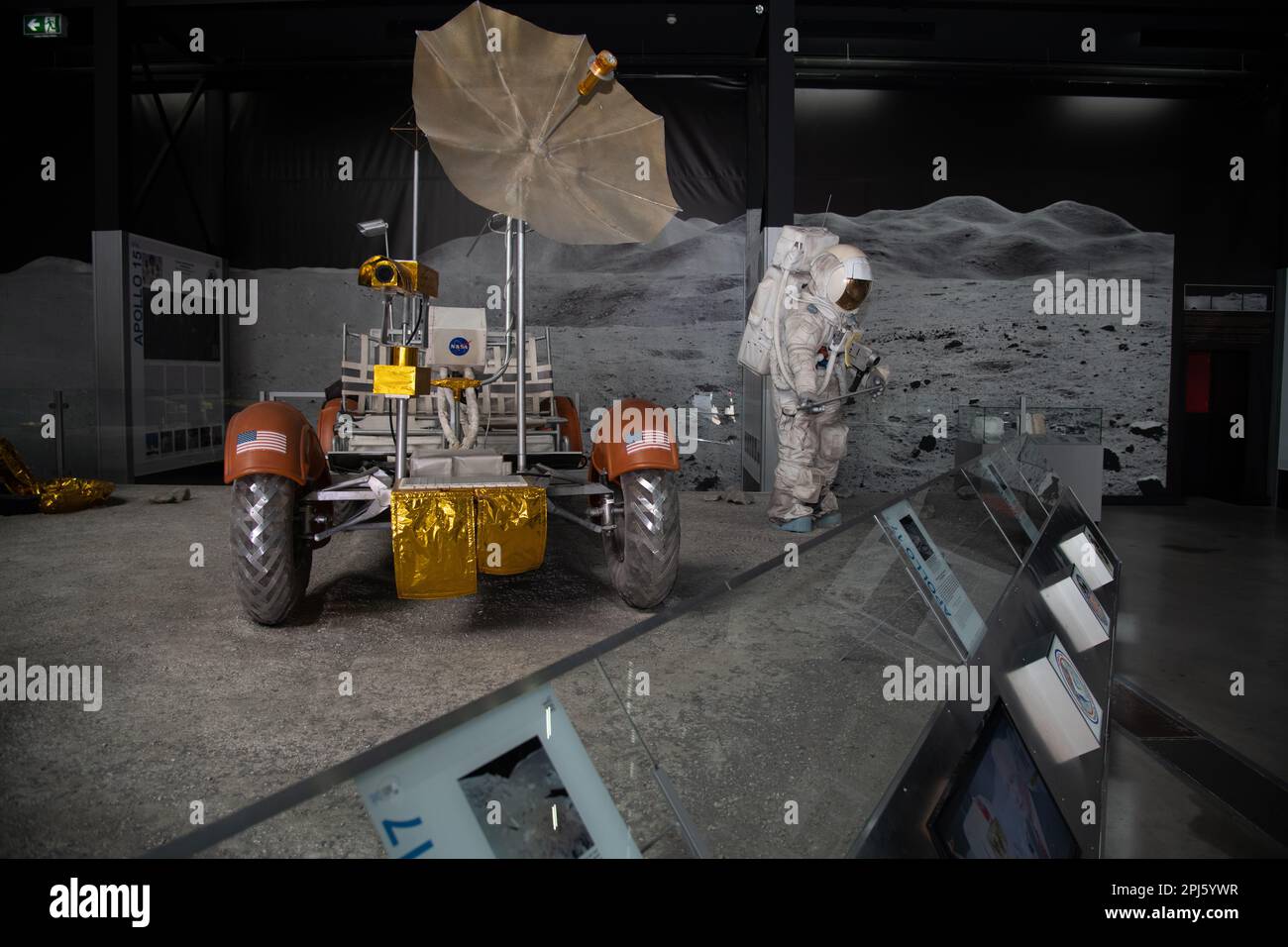 Airplanes and Spacecrafts from the Speyer Technik Museum Flugzeuge und ...