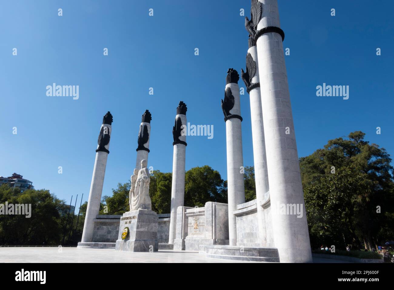 Los Ninos Heroes Monument In Mexico City Stock Photo - Alamy