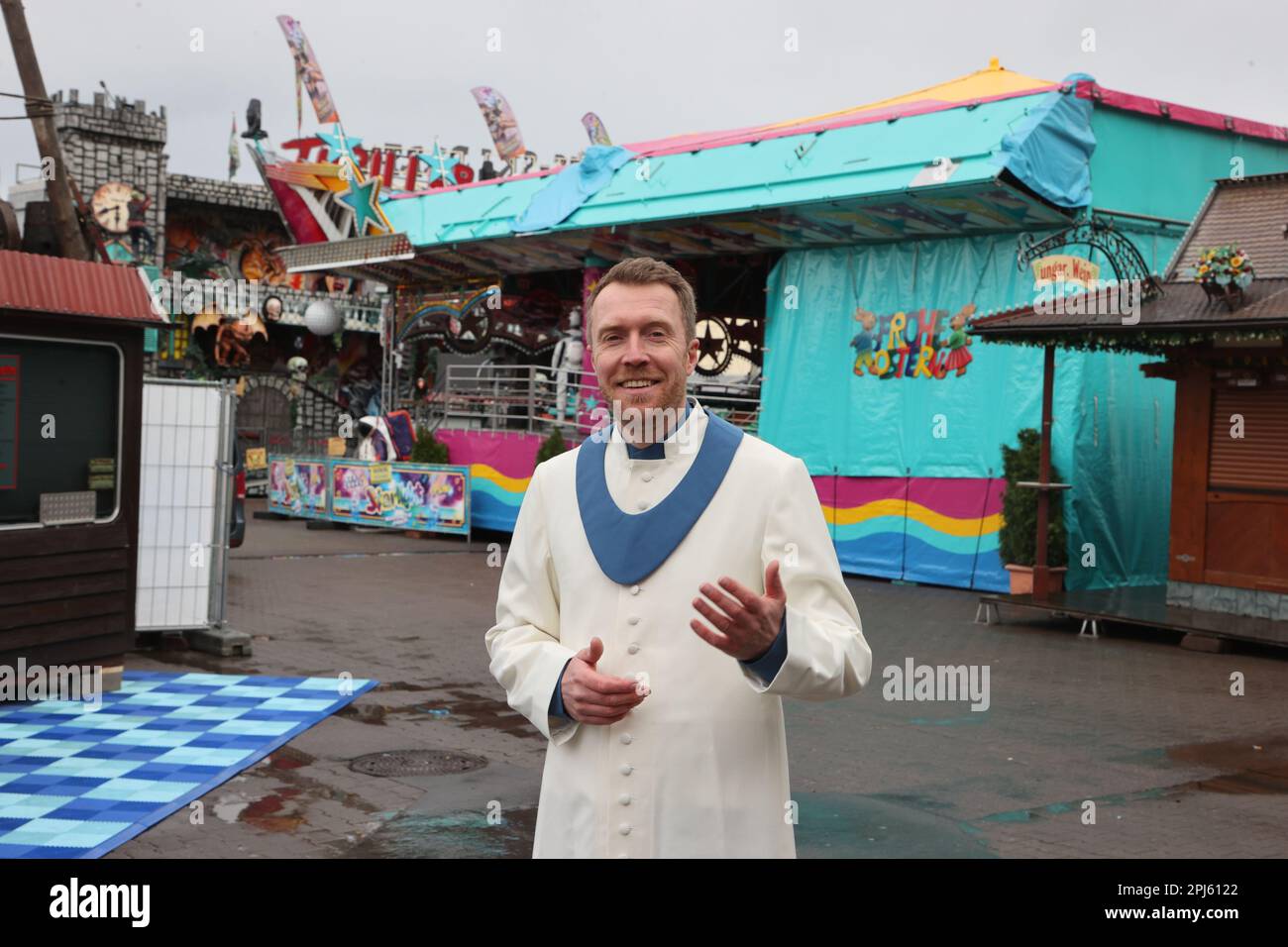 Erfurt, Germany. 31st Mar, 2023. Pastor Klaus Zebe stands on the ...