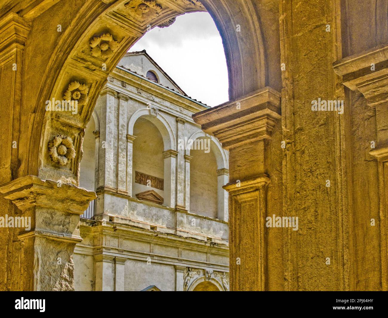 Loggia (Giovanni Maria Falconetti, 1524 and Odeo Cornaro (attributed to ...