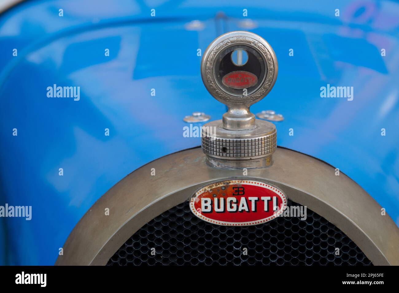 Vintage Cars, Bugatti Close up of a Boyce Motometer Radiator Cap Stock ...