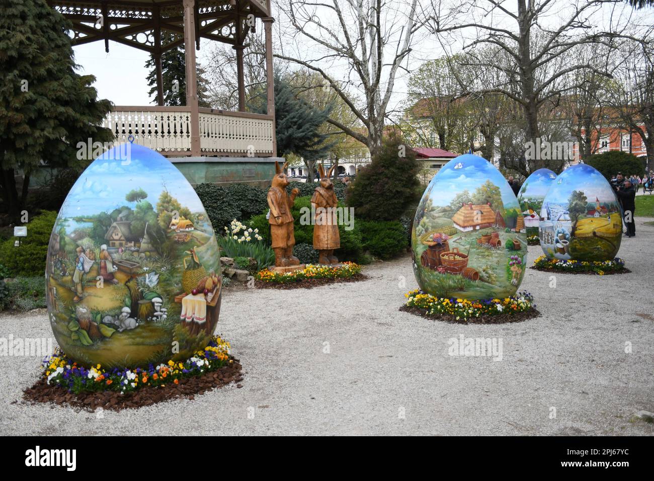 Koprivnica, Croatia. 31st Mar, 2023. Traditional decorated Easter eggs displayed in the city ...