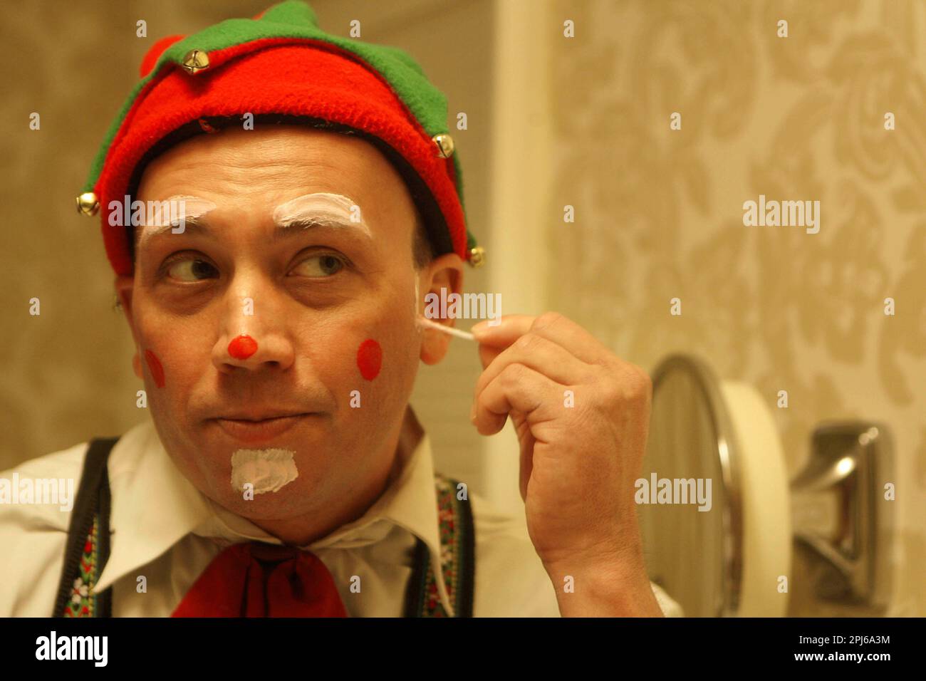 Steve Clay, who performs as Binky the elf at the Teddy Bear Tea in the ...