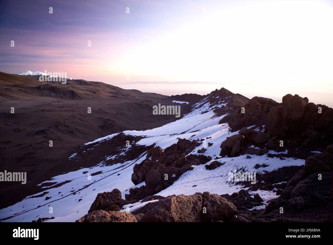 Sunrise from the summit of Mt Kilimanjaro, Tanzania Stock Photo - Alamy
