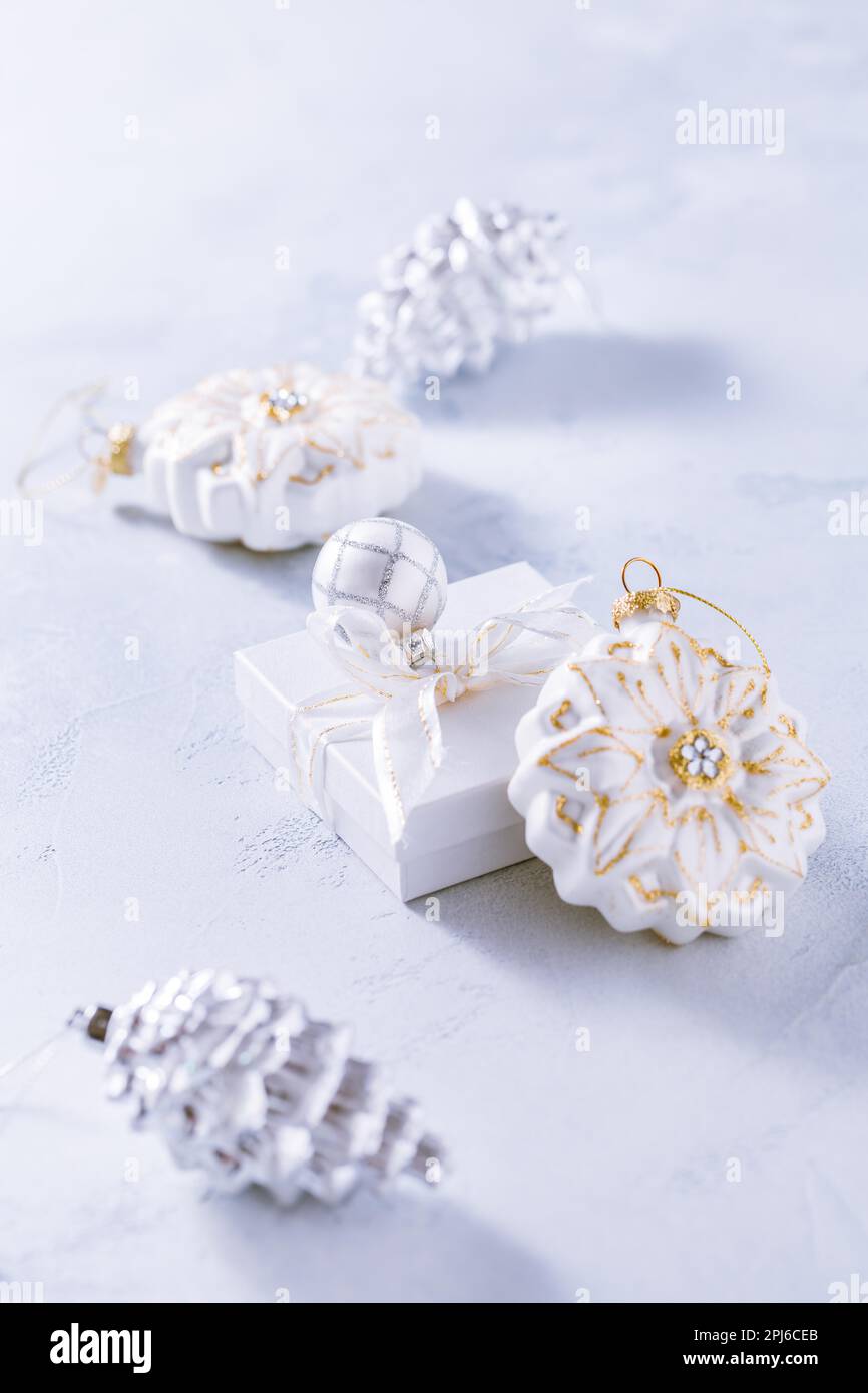 Smal gift hi-res stock photography and images - Alamy