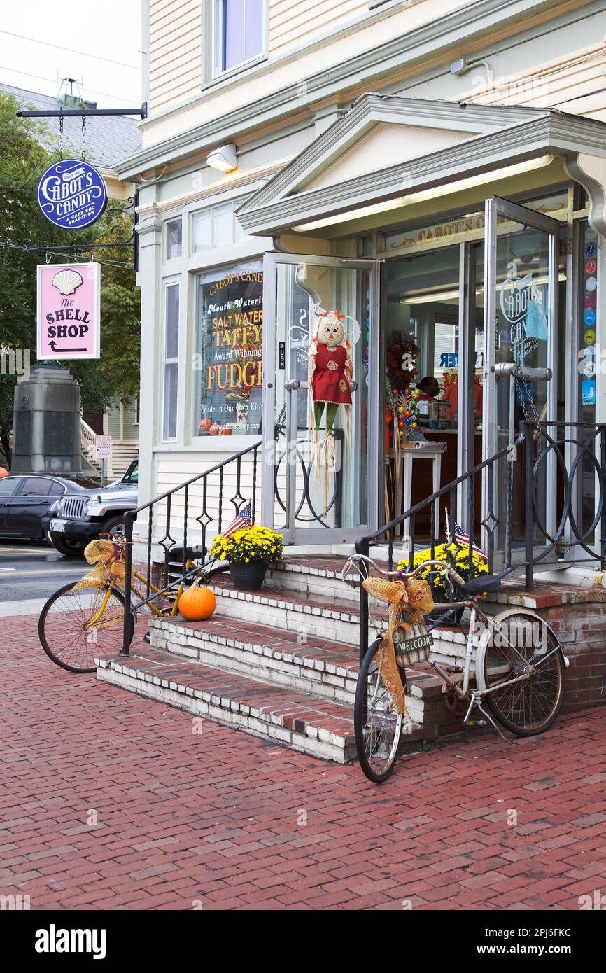 Souvenir shop, Provincetown, Cape Cod, Massachusetts, USA Stock Photo ...