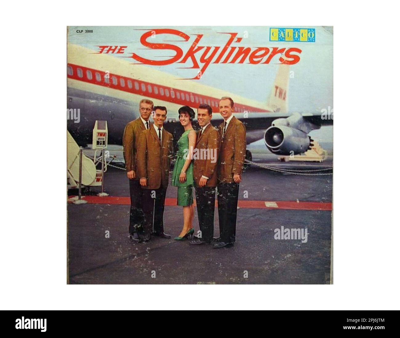 Skyliners Cut Out Stock Images & Pictures - Alamy
