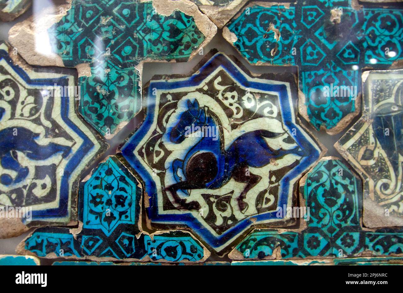 Seljuk tiles hi-res stock photography and images - Alamy