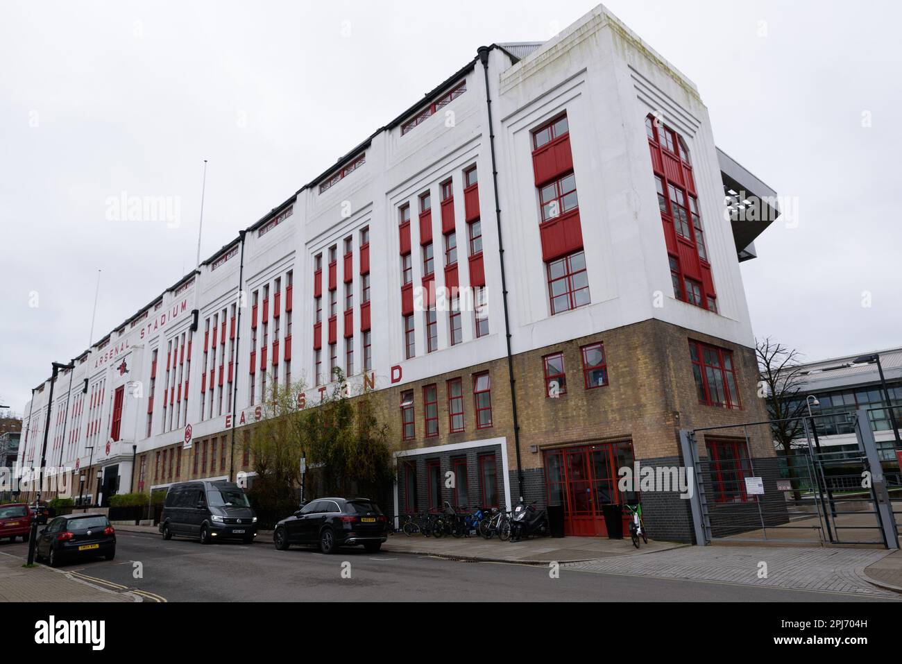 The east stand of highbury hi-res stock photography and images - Alamy