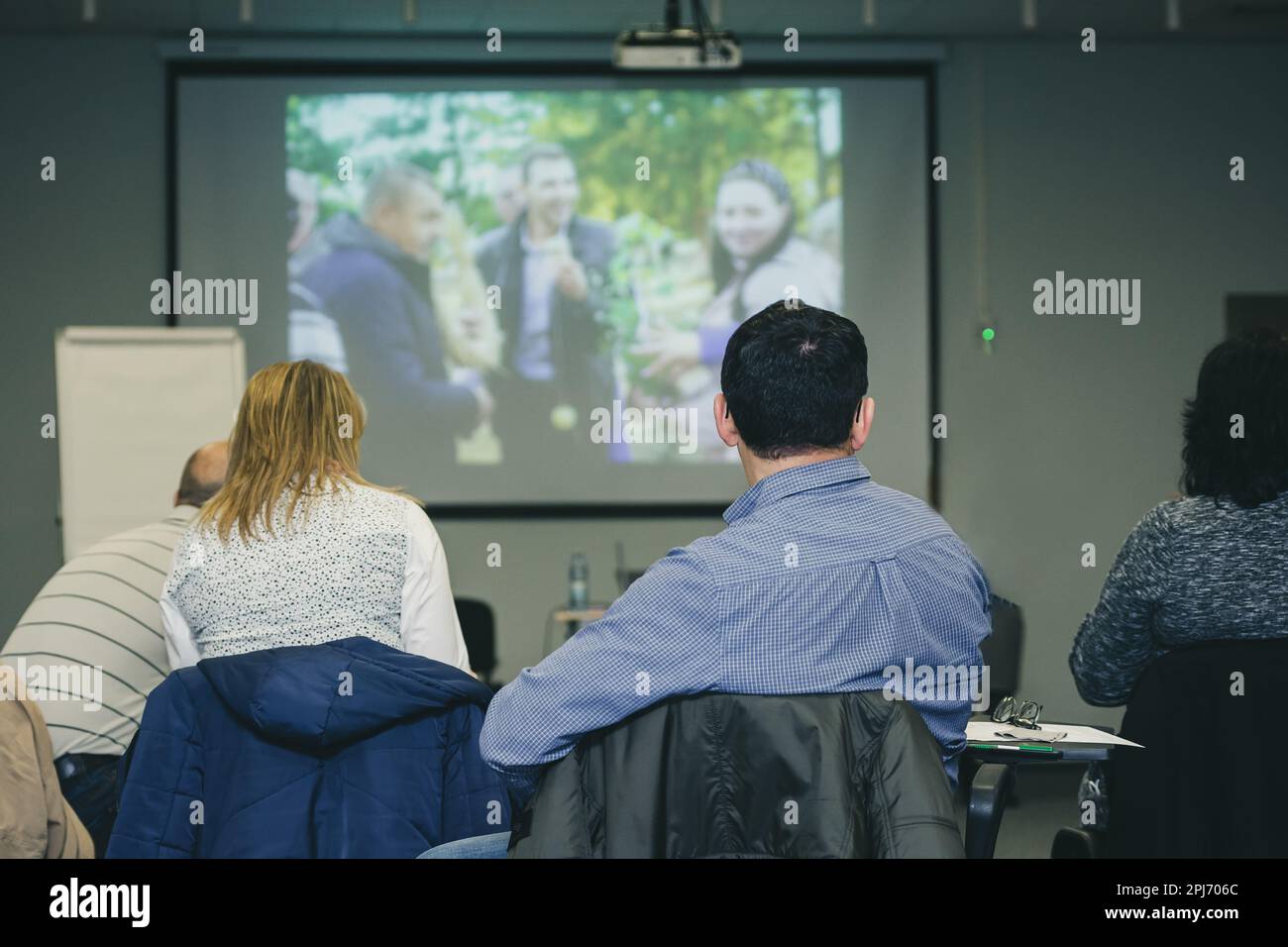 Projector speech hi-res stock photography and images - Alamy