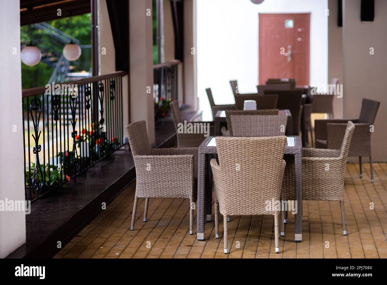 Cafe terrace brown chairs hi-res stock photography and images - Alamy