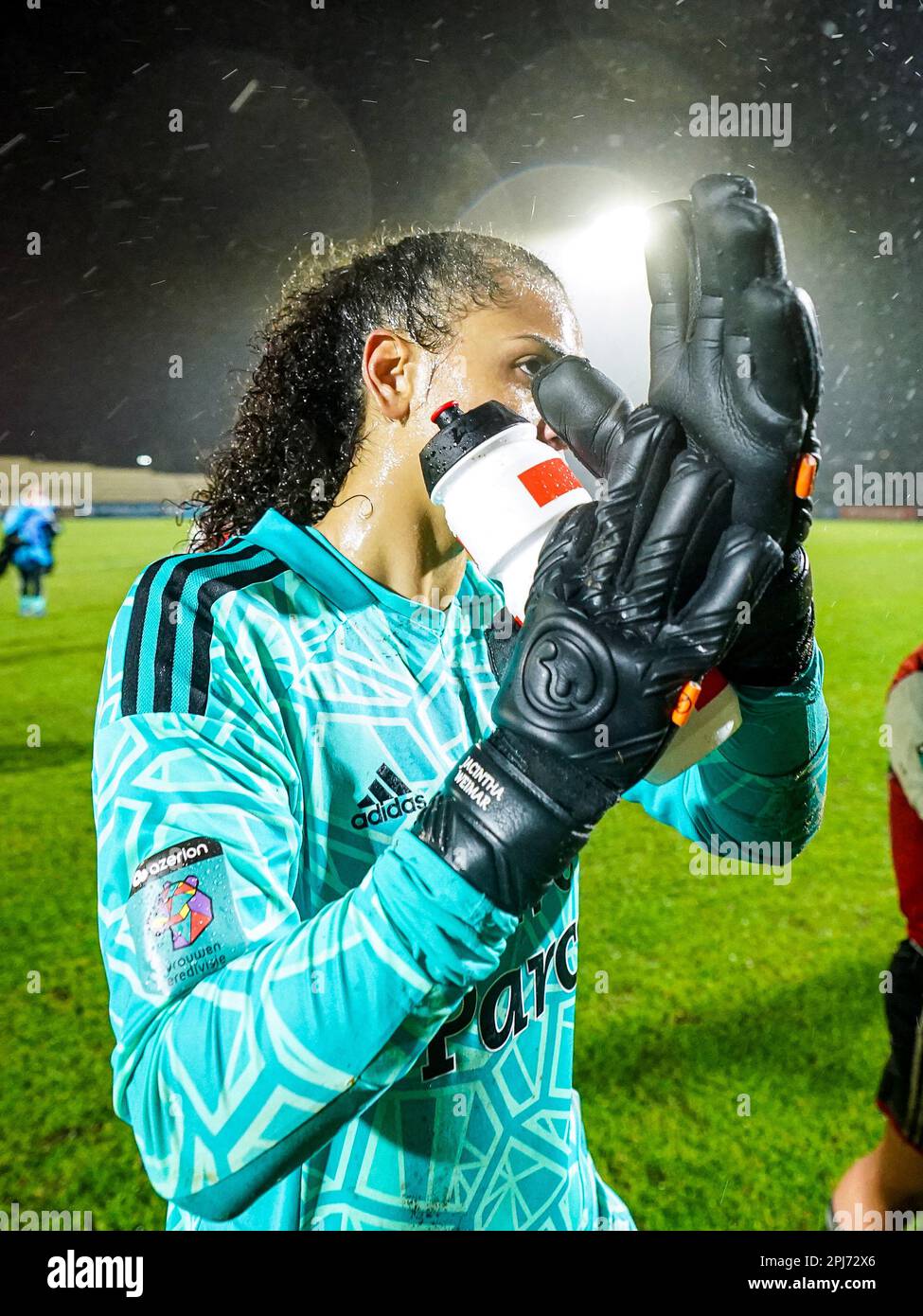 Rotterdam - Feyenoord V1 goalkeeper Jacintha Weimar during the match ...