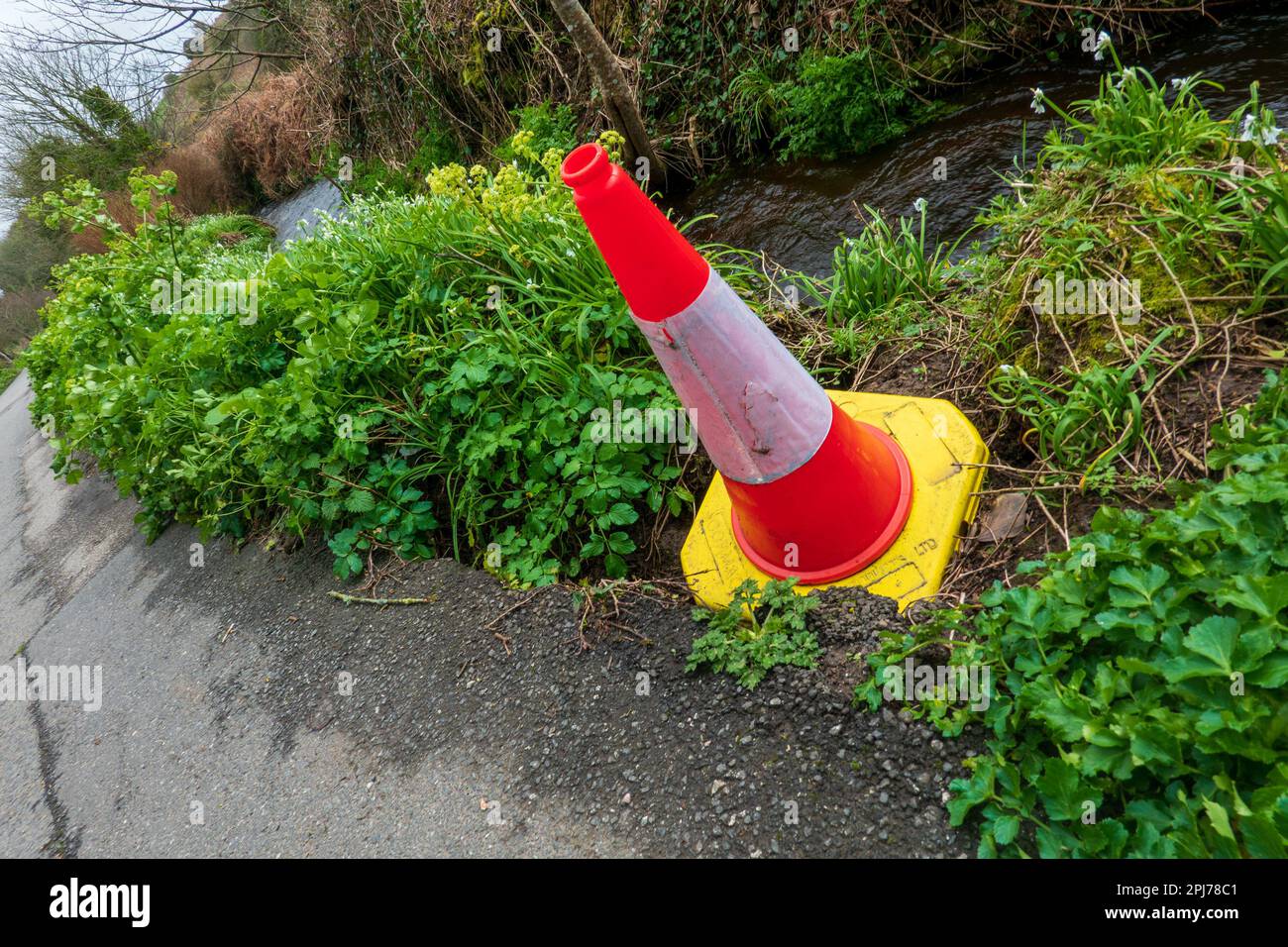 traffic cone country lane Stock Photo - Alamy