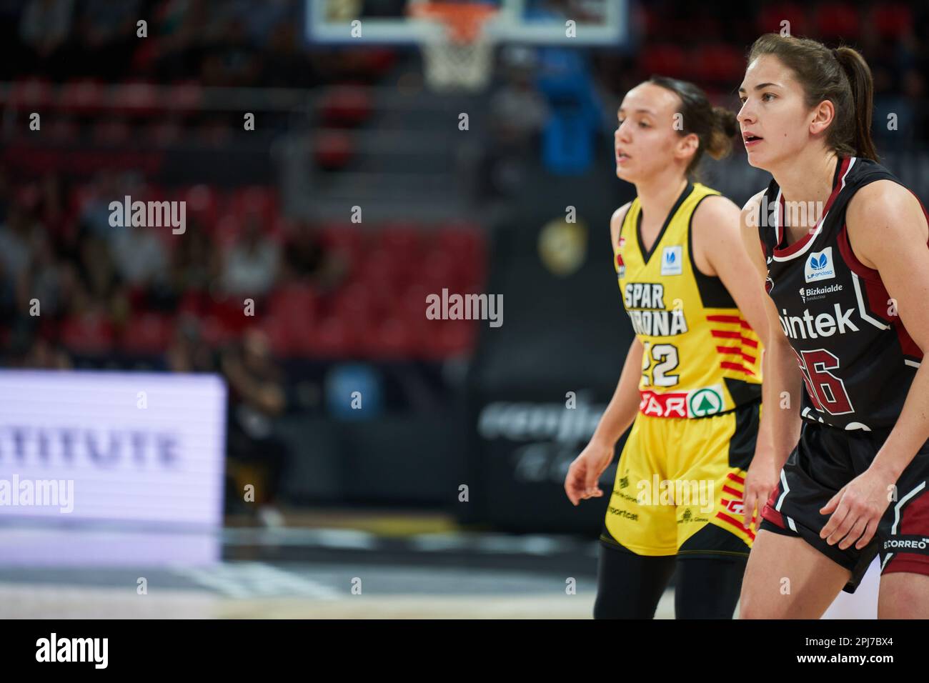 Clasificación uniforme hi-res stock photography and images - Alamy