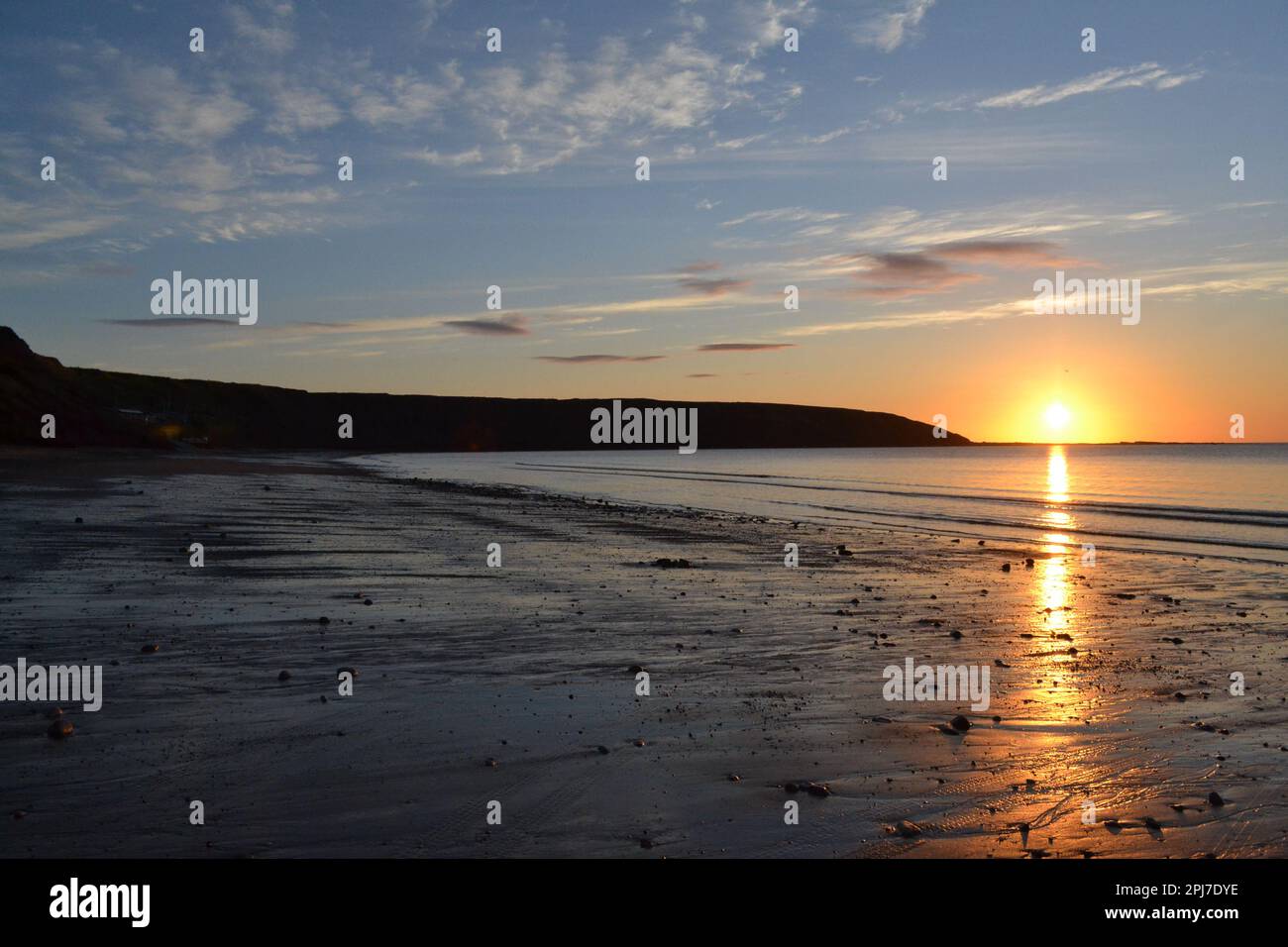 Filey bay beach hi-res stock photography and images - Alamy