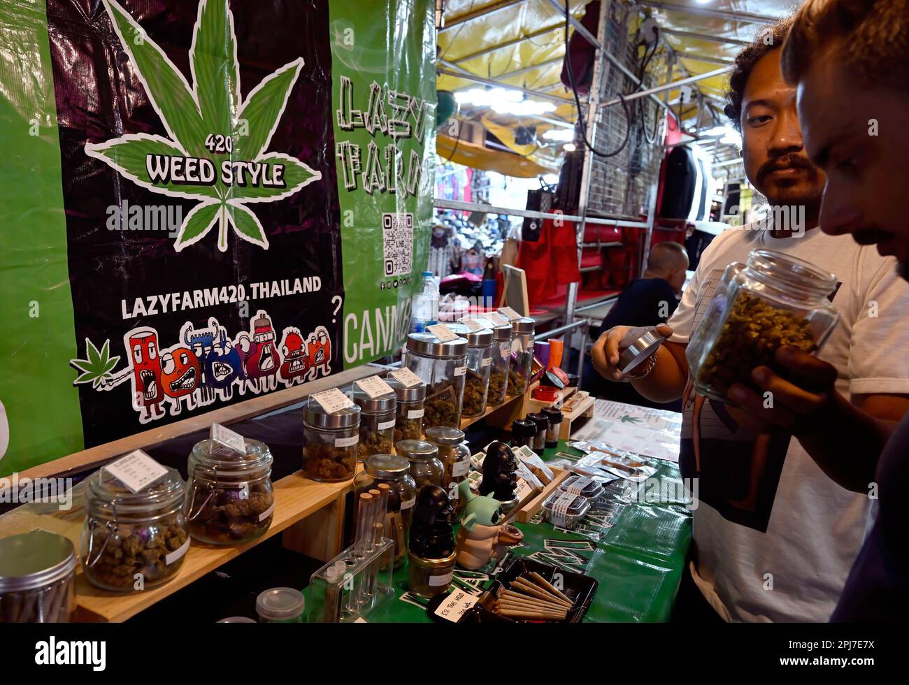 Marijuana weed stall hi-res stock photography and images - Alamy