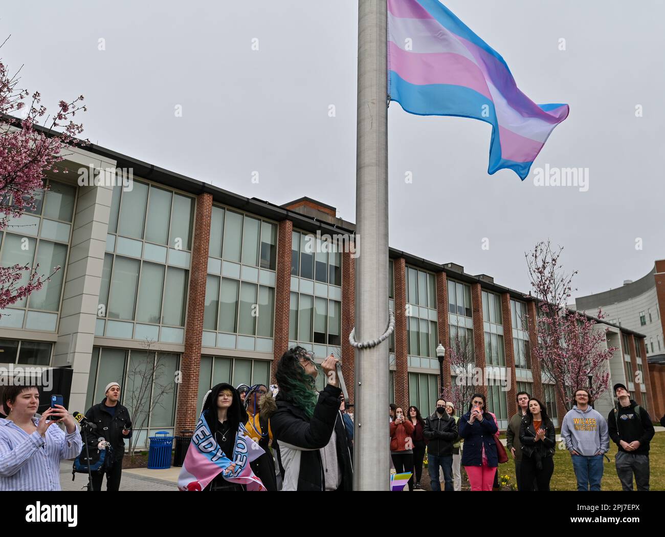 Wilkes Barre, United States. 31st Mar, 2023. Claire Wynne raises the ...