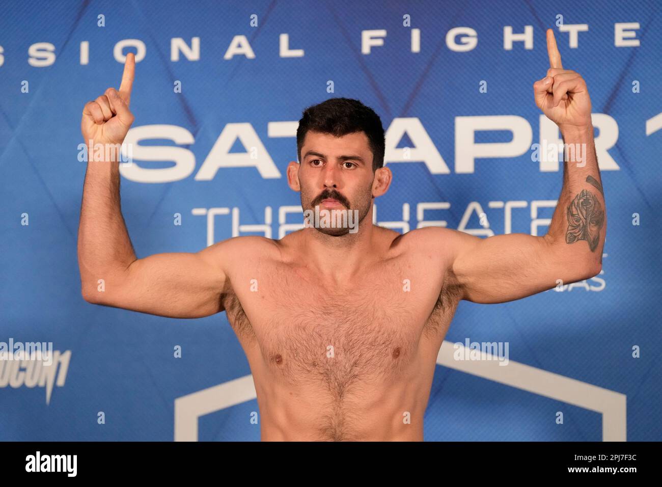 LAS VEGAS, NEVADA - MARCH 31: Rob Wilkinson steps on the scale for the ...