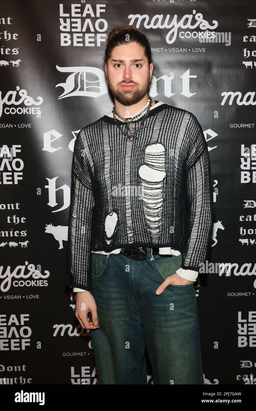 Woodland HIlls, California, USA. 30th March, 2023. Chris Georges ...