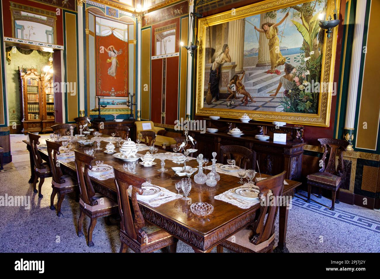 Pompeian dining room hi-res stock photography and images - Alamy
