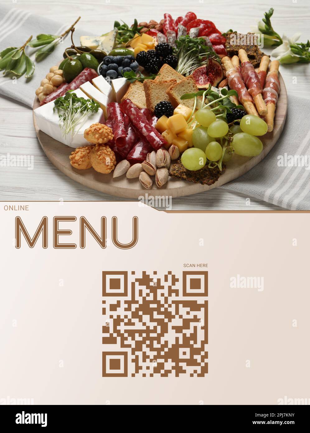 Qr menu table hi-res stock photography and images - Alamy