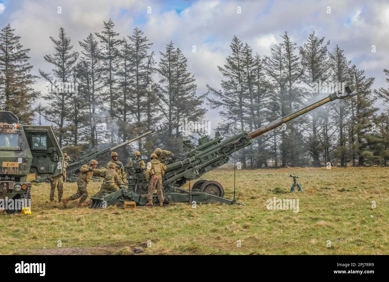 U.S. Soldiers assigned to Carnage Battery, Field Artillery Squadron ...