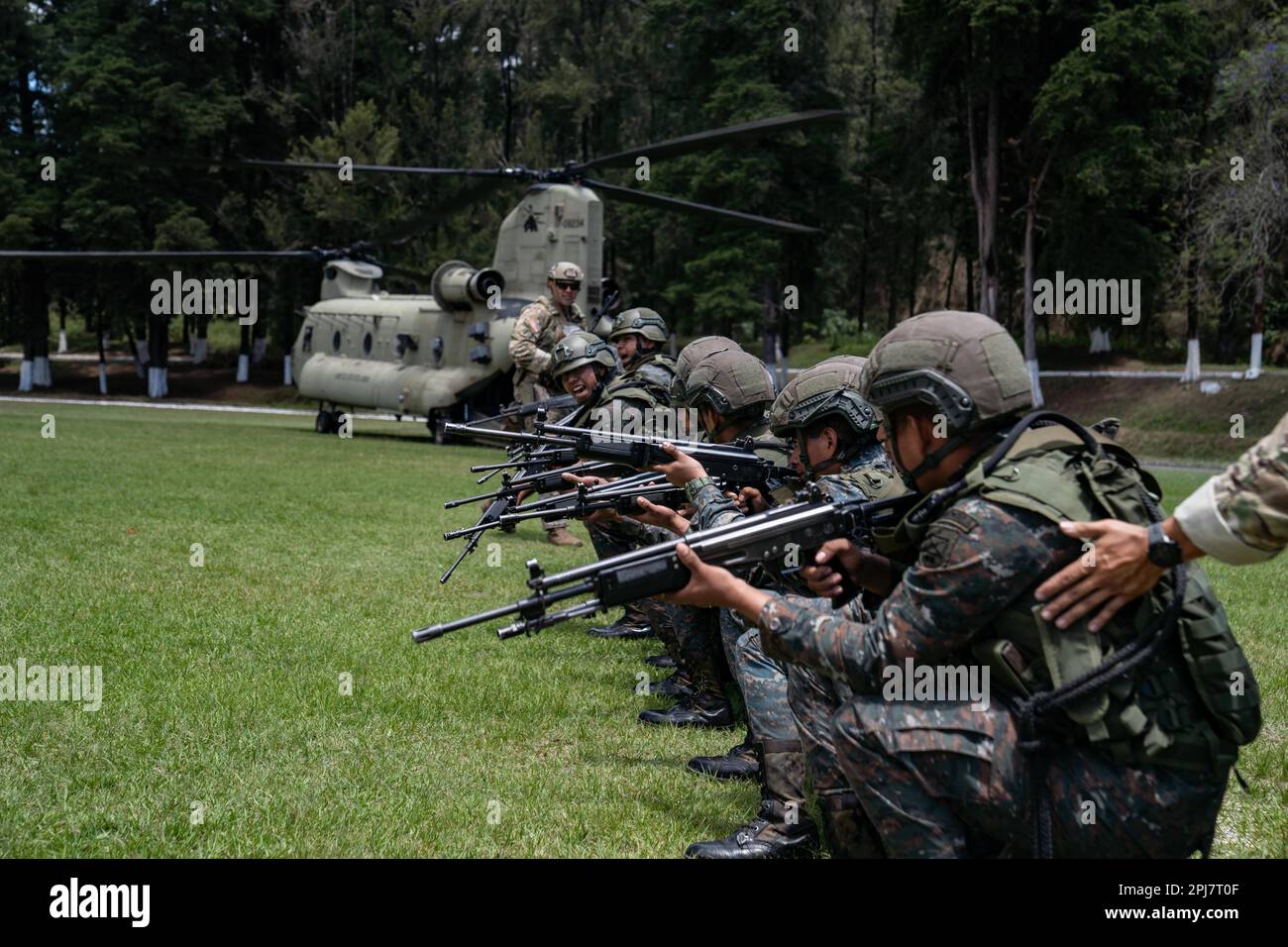 Soldiers assigned to the 7th Special Forces Group (Airborne) conduct ...