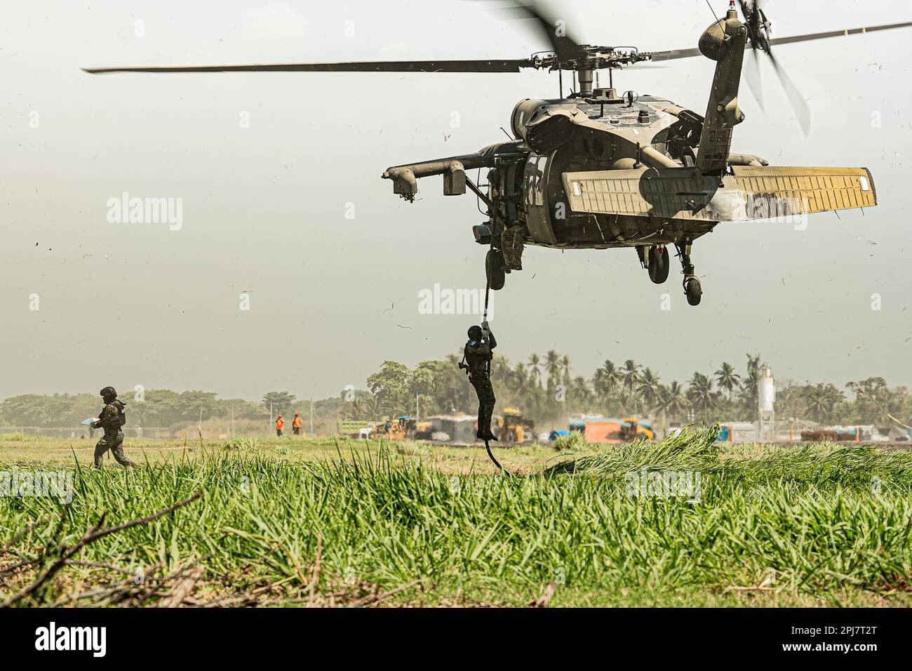 U.S. Navy SEALs Conduct Joint Training with Guatemalan Naval Special ...