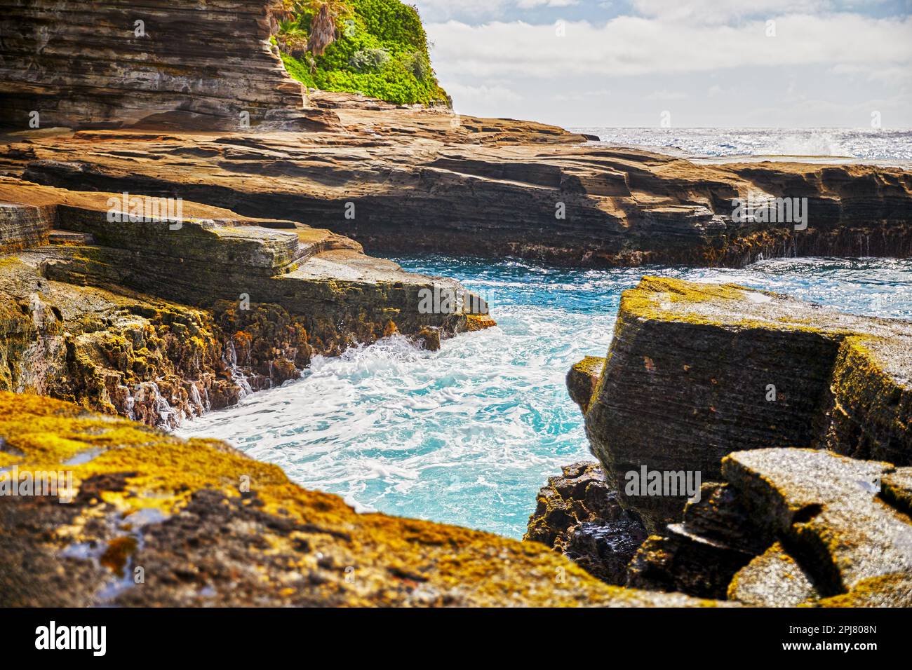 Rocky volcanic coastline hi-res stock photography and images - Alamy