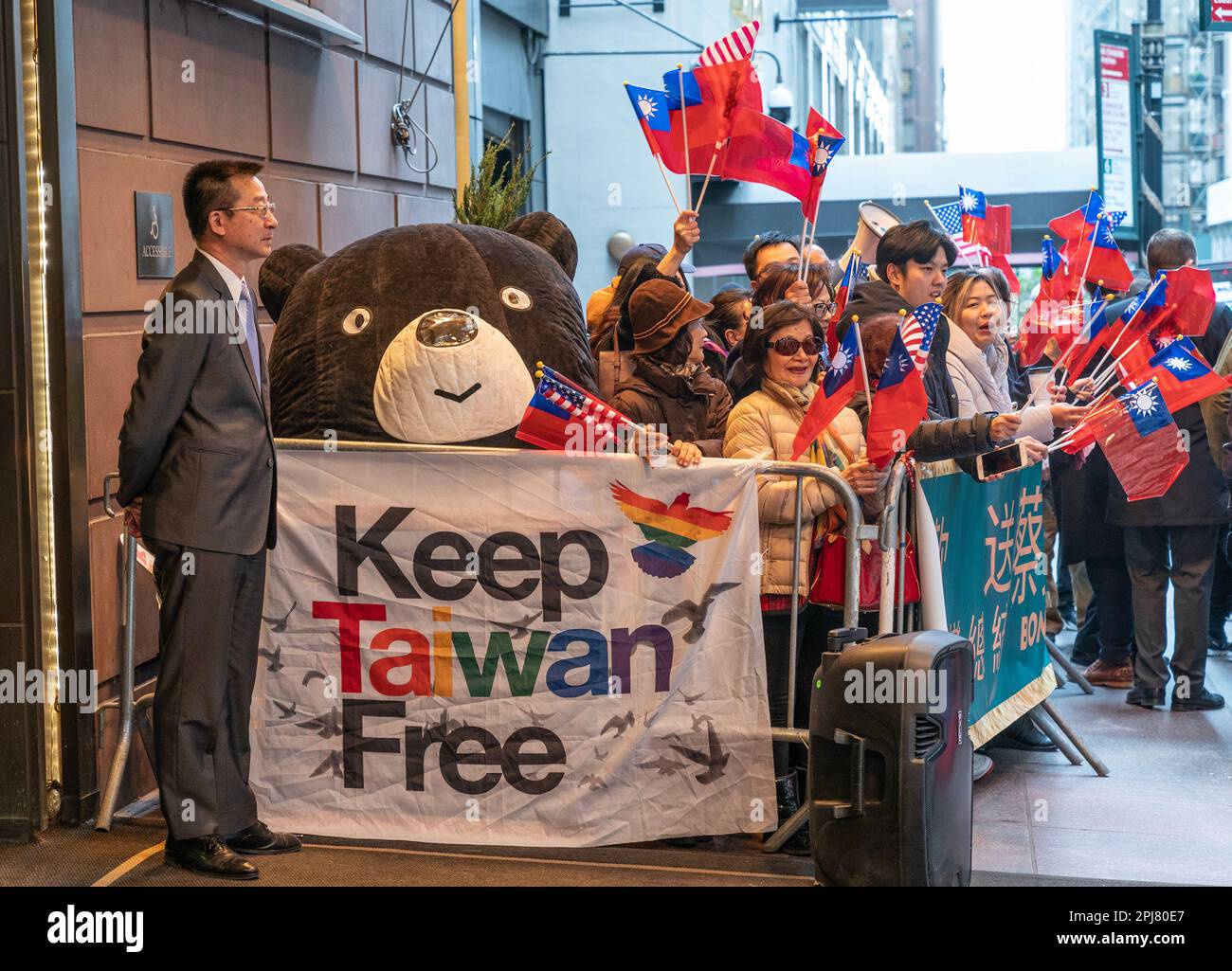 New York, USA. 31st Mar, 2023. Supporters of free Taiwan gather to ...