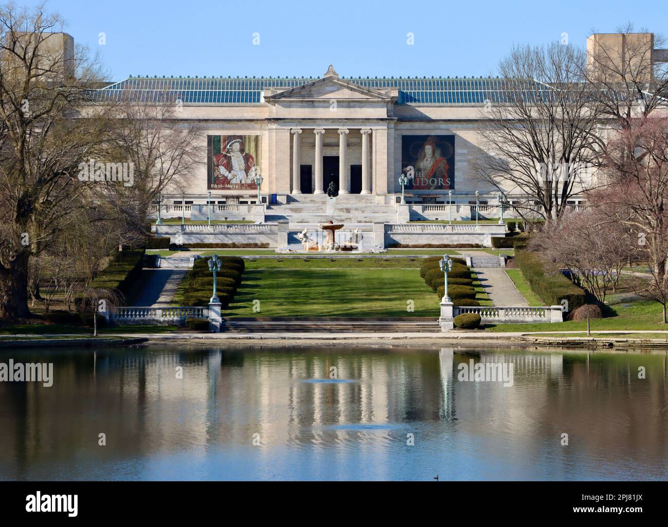 The older neoclassical part of Cleveland Museum of Art by Wade lagoon ...