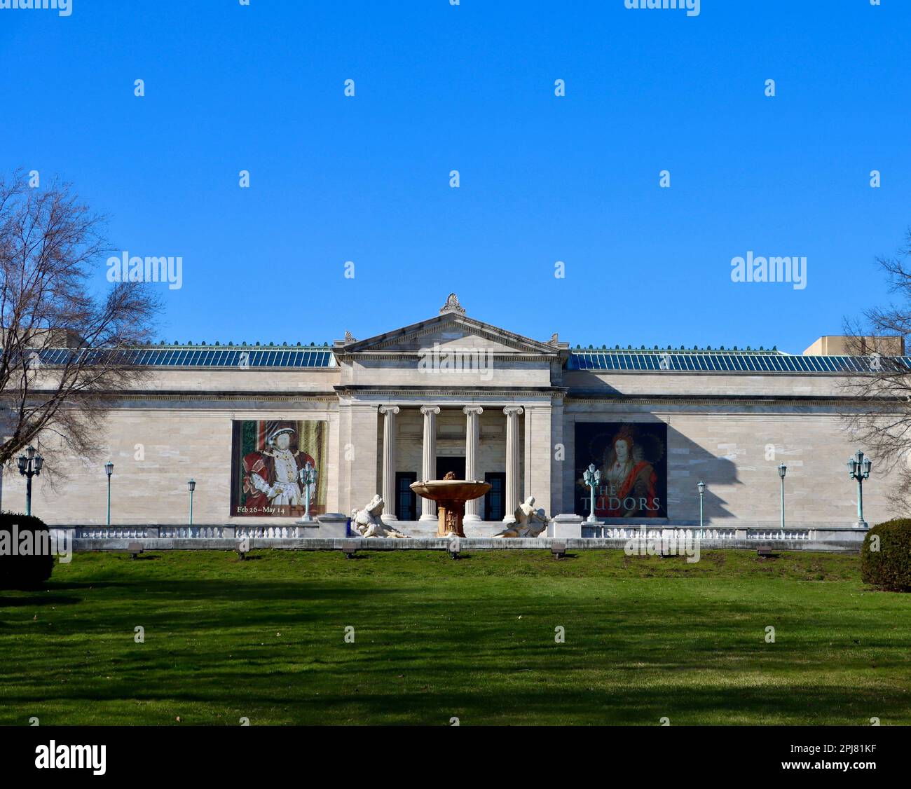 The older neoclassical part of Cleveland Museum of Art at University ...
