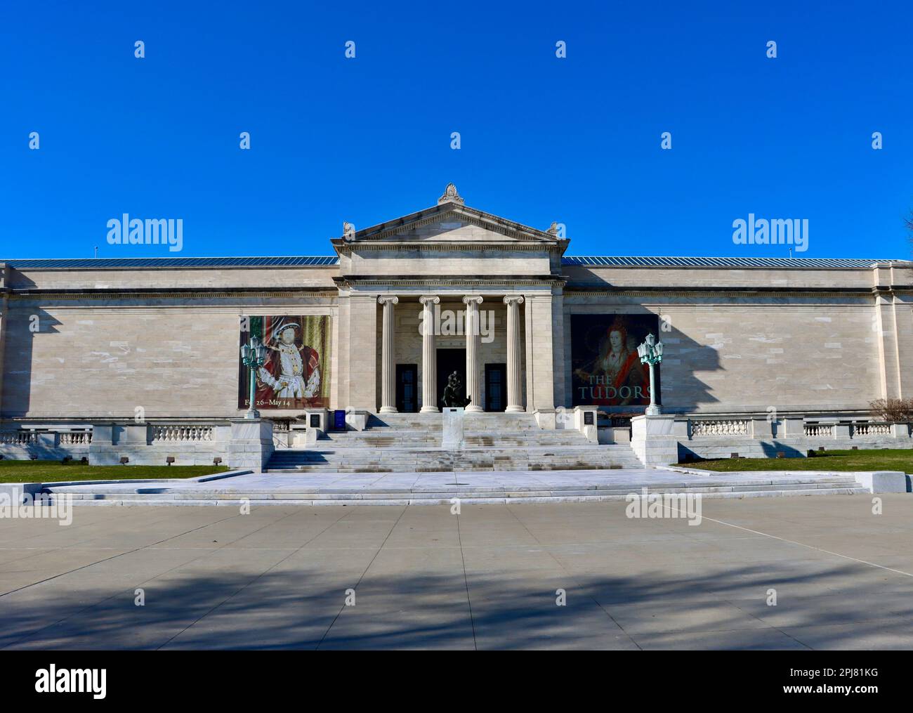 The older neoclassical part of Cleveland Museum of Art at University ...