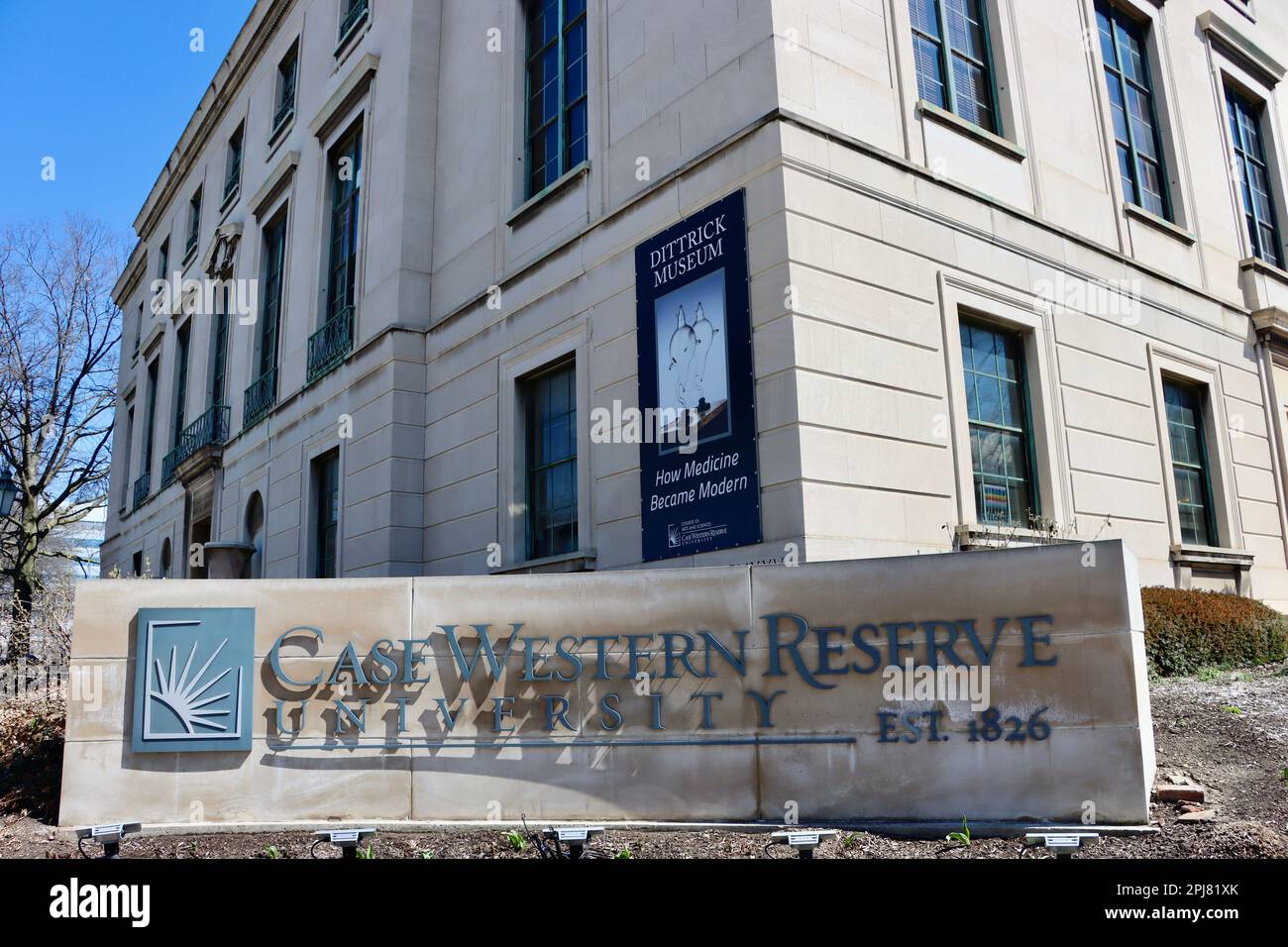 University circle hi-res stock photography and images - Alamy