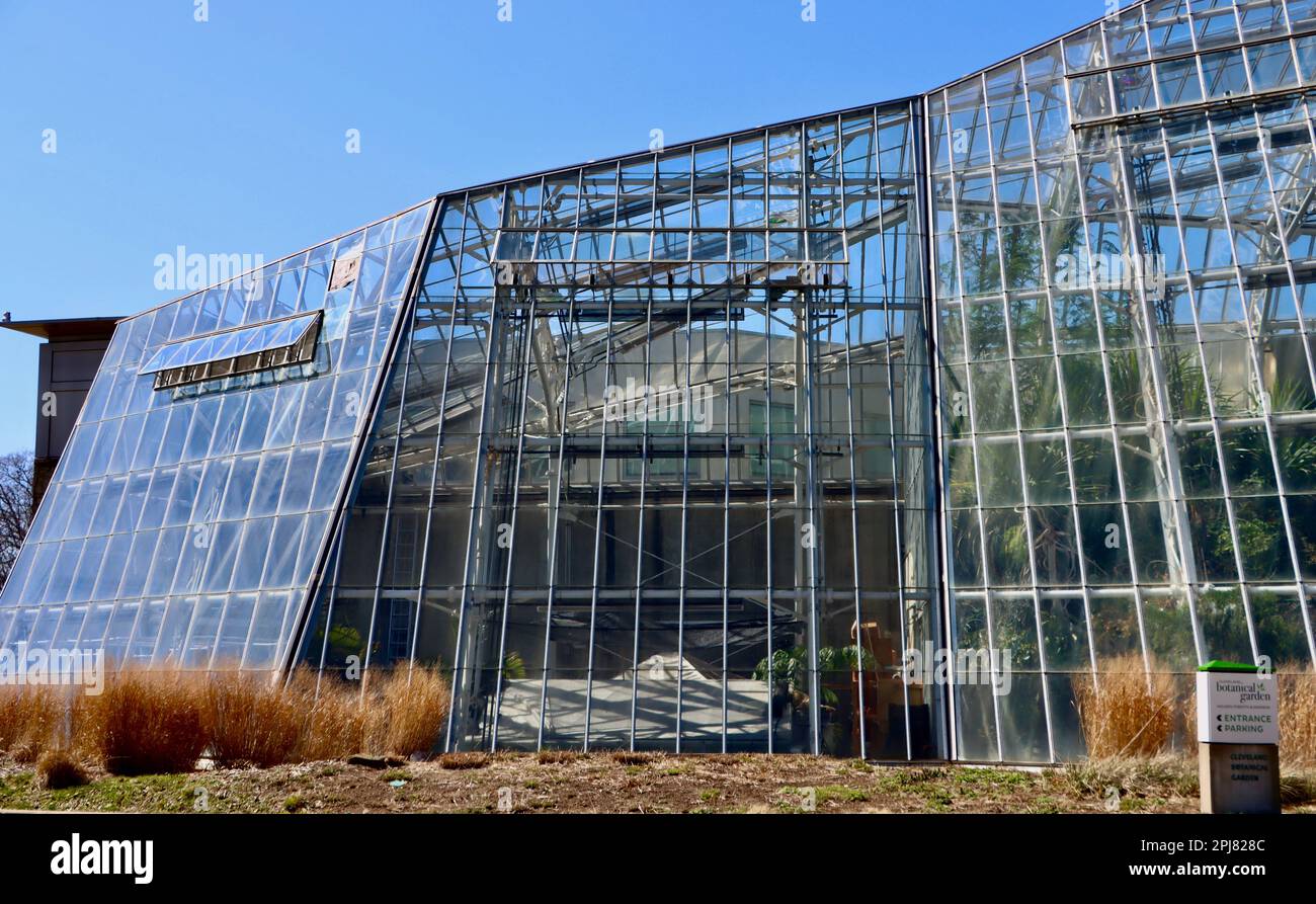 The Eleanor Armstrong Smith Glasshouses at Cleveland Botanical Gardens ...
