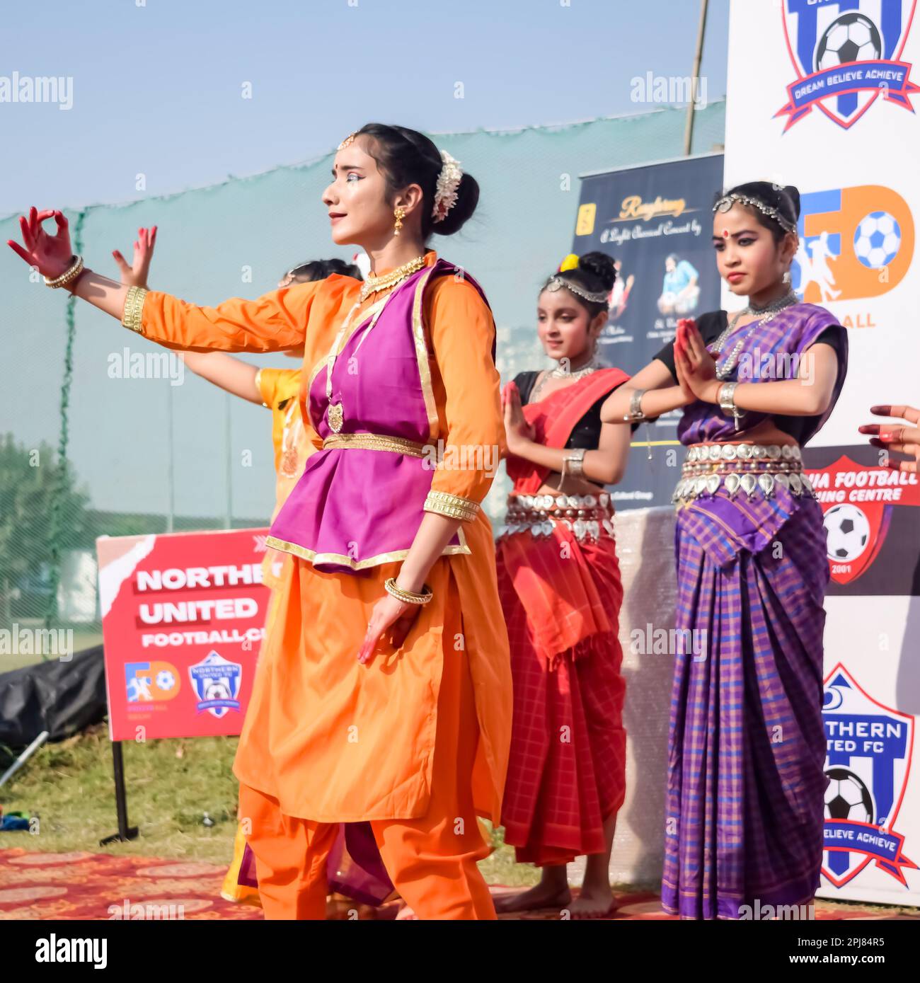 Delhi India December 11 2022 Bharathanatyam Indian Classical Odissi Dancers Performing At