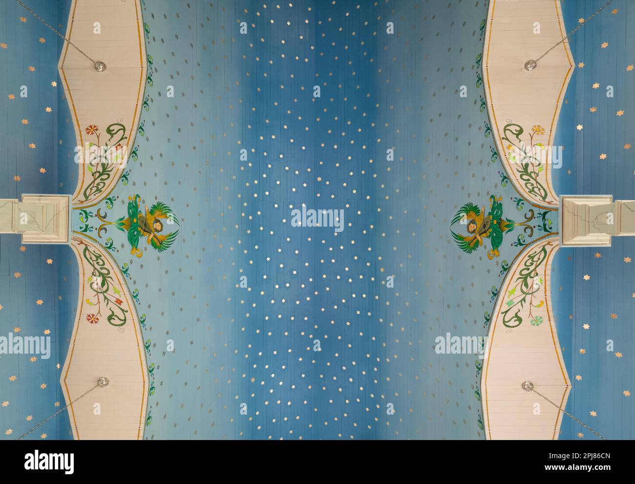 Angle photograph of the ceiling hi-res stock photography and images - Alamy