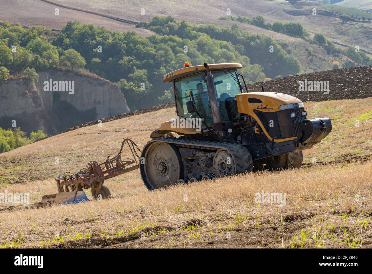Challenger mt765 hi-res stock photography and images - Alamy