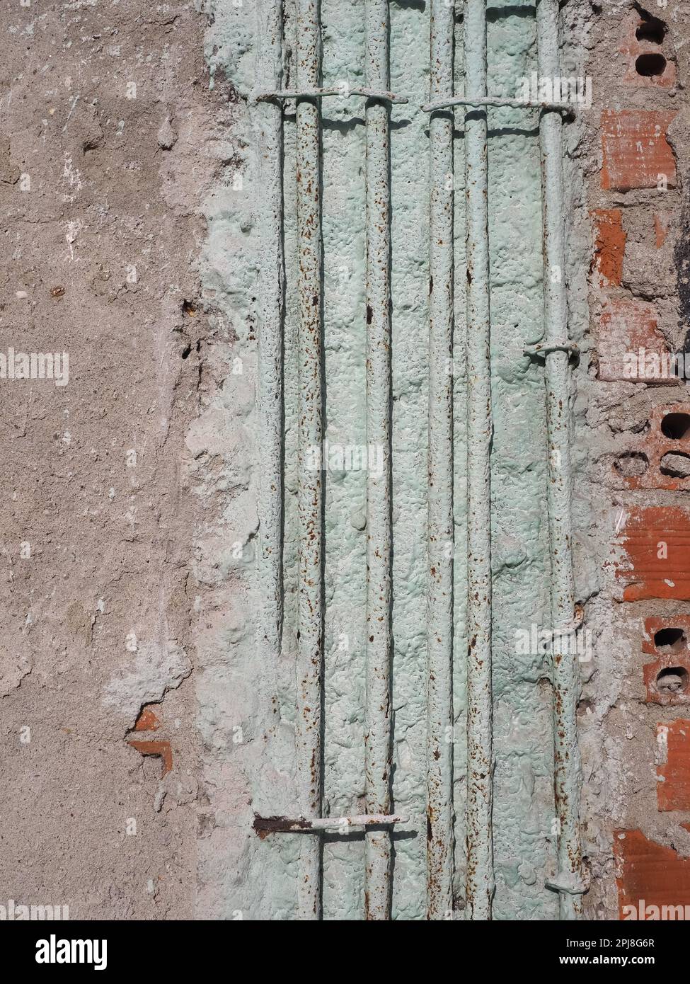 concrete structure with exposed steel bars in pillar Stock Photo - Alamy