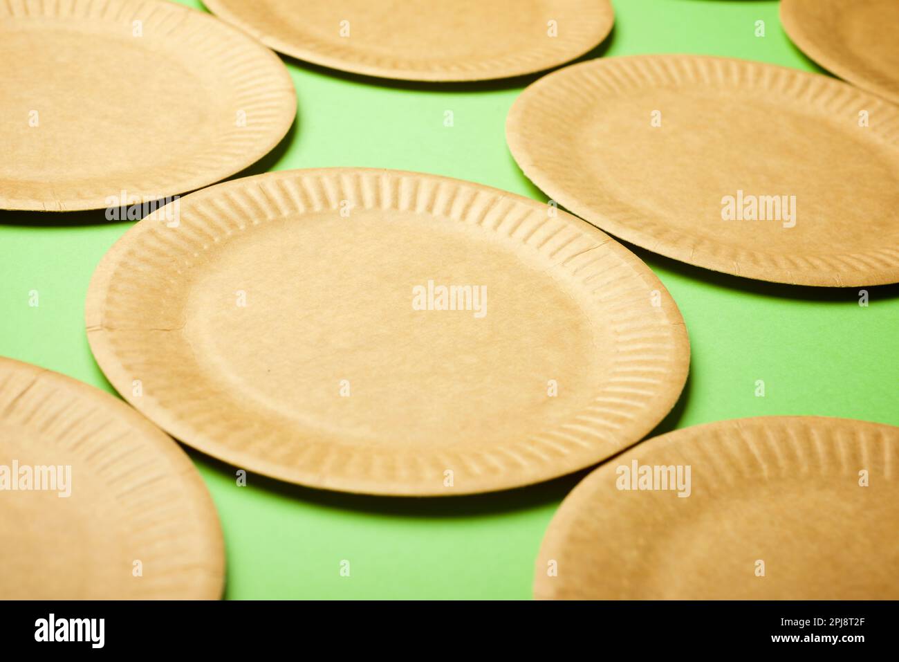 Cardboard dishes hi-res stock photography and images - Alamy