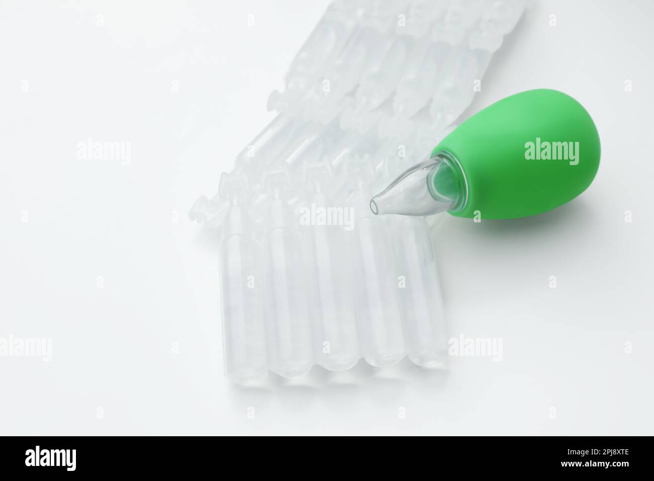 Single dose ampoules of sterile isotonic sea water solution and nasal ...