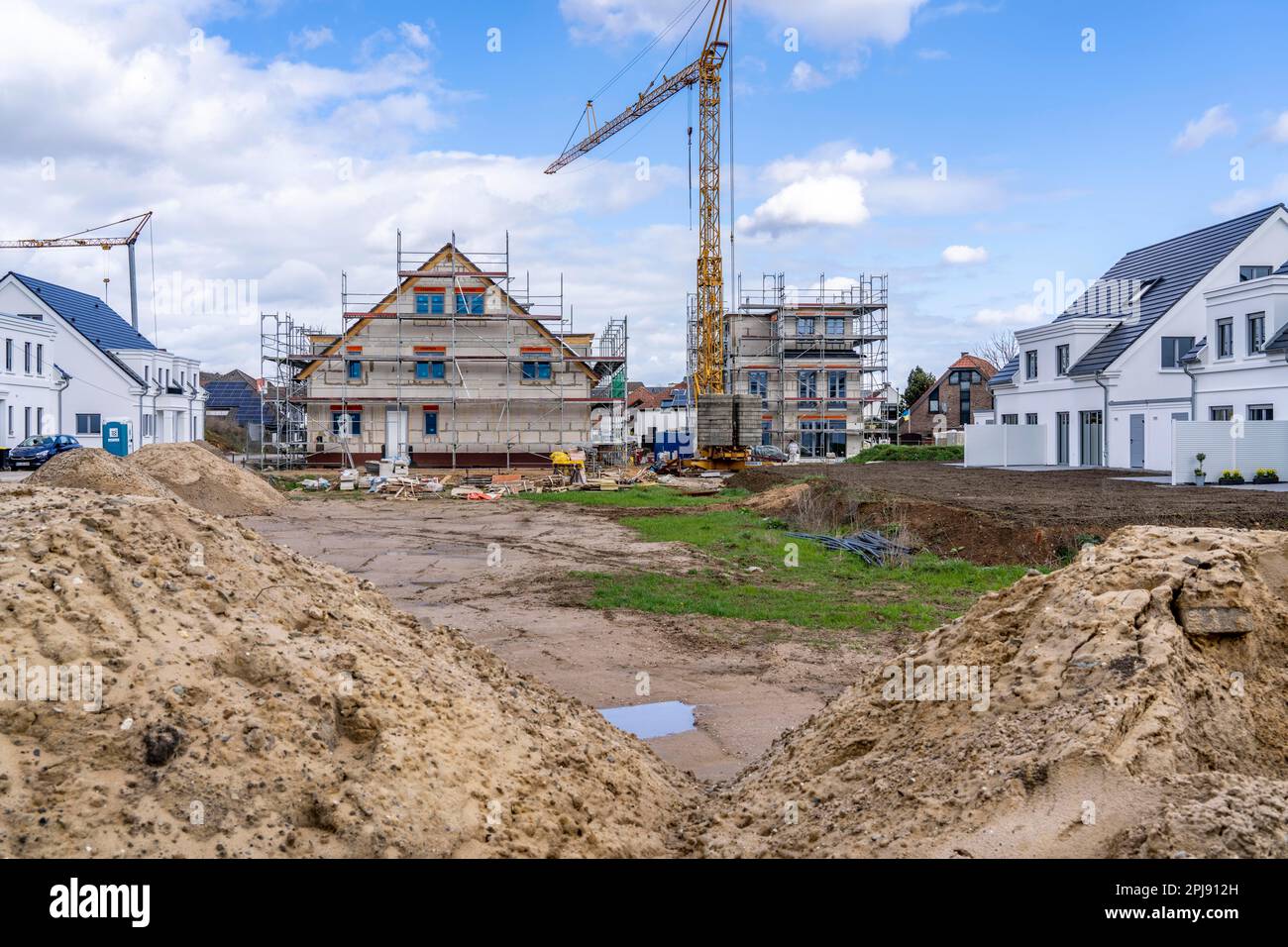 New development district, around 140 detached and semi-detached villas ...