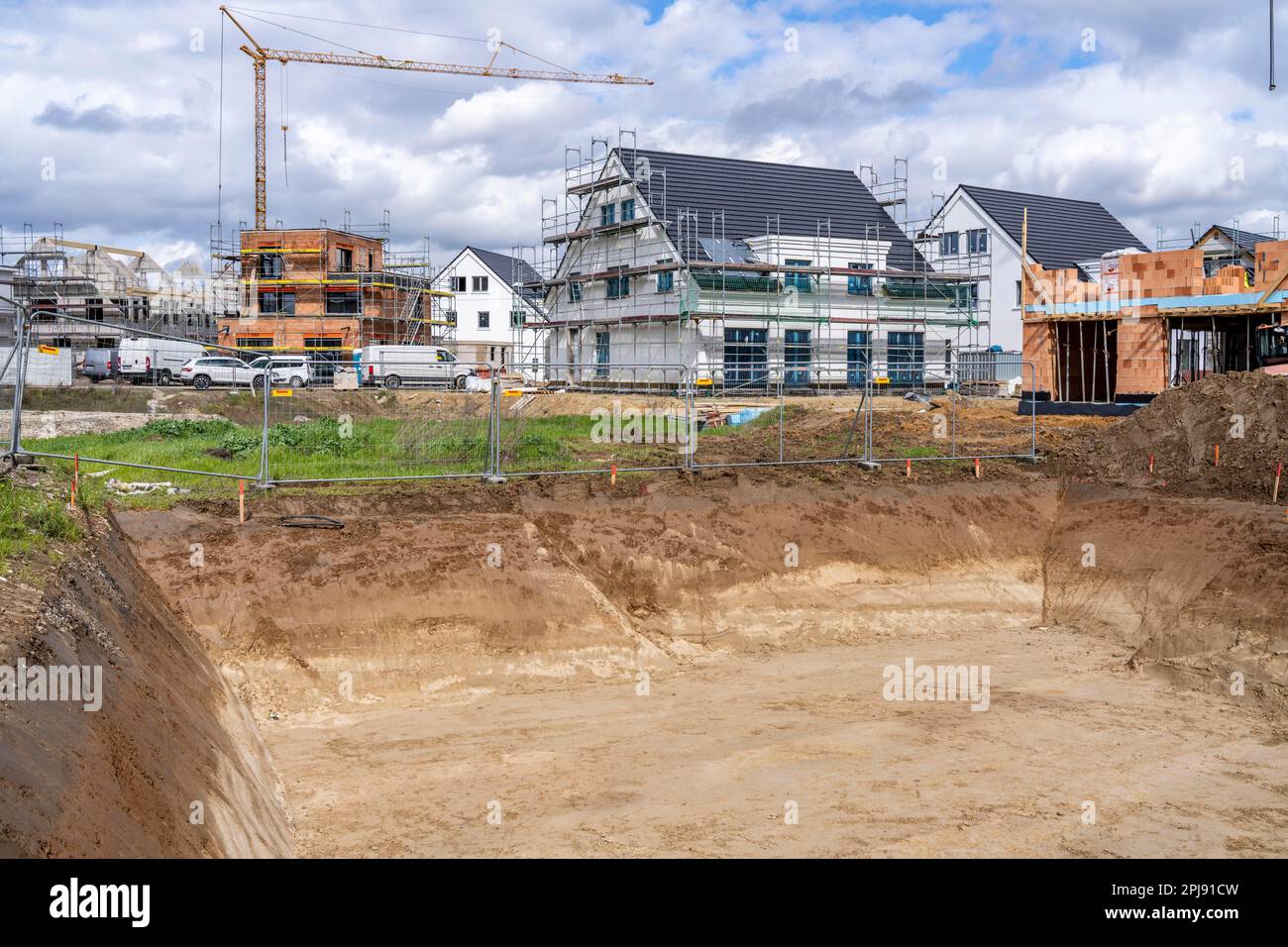 New development district, around 140 detached and semi-detached villas ...